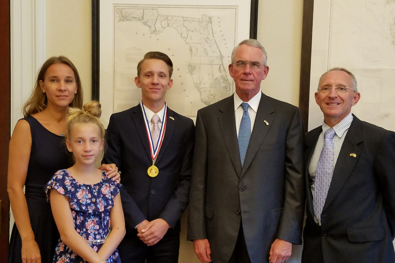 Jesse Katzeff – Gold Medal Congressional Award | Exeraunao